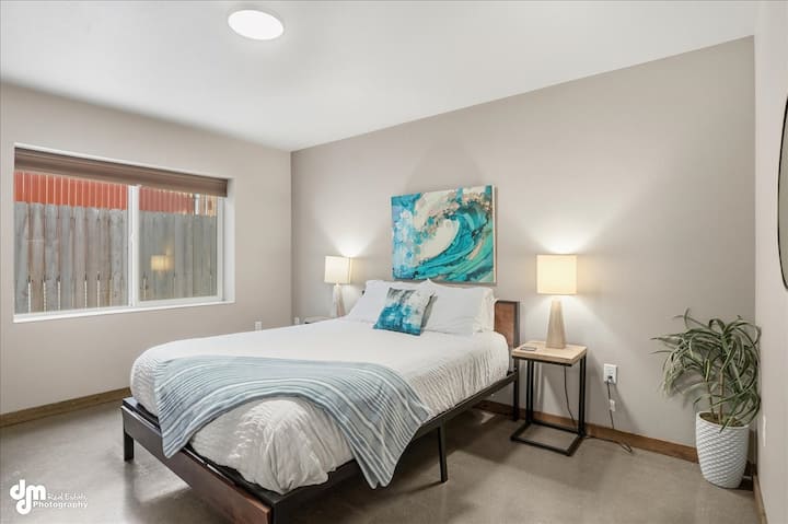 Glacier Suites: Upper Mesa #1 - Icf Construction - Palmer, AK