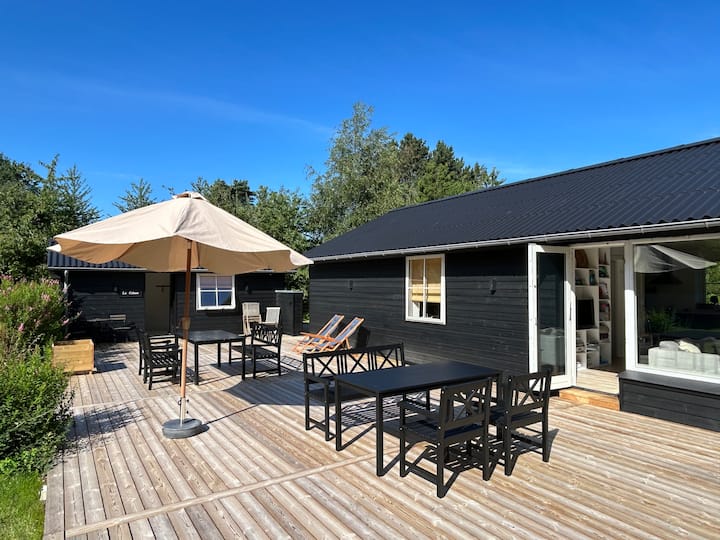 "Villa Noir" - Idyllic Nordic House By The Seaside - Denmark