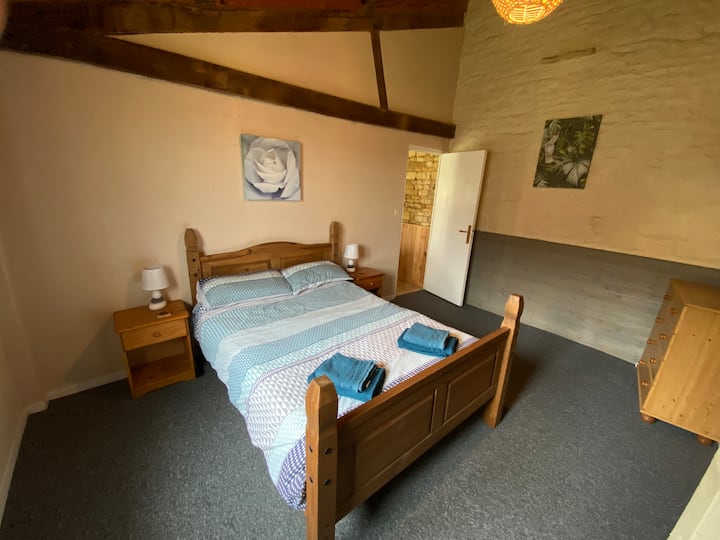 La Maison Verte, Family Friendly Gite With Pool - Melle