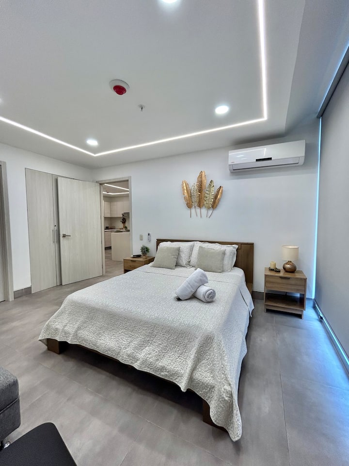 Exclusive And Cozy Apartment In Front Mall Del Sol - Guayaquil