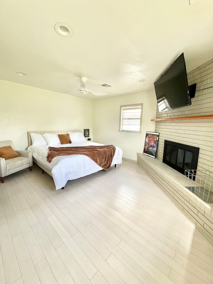 *Cute & Cozy* Renovated 3br Home - Oklahoma City