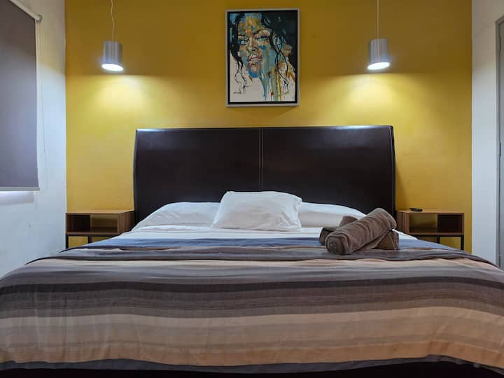 A Nice Studio In The Chapultepec Area, All Private - Guadalajara