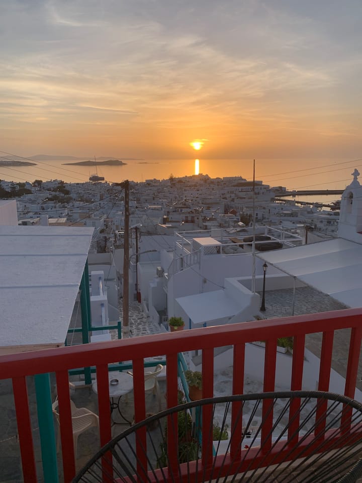 Mooi Boni's Sunset - Mykonos