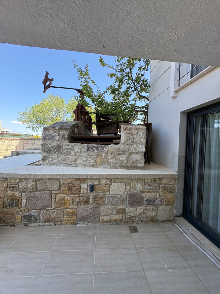 ÇEşmede Bahceli Yeni Stüdyo Daire - Çeşme