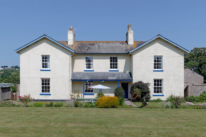 Elberry Farm - Unique Farmhouse Stay By The Sea - Brixham
