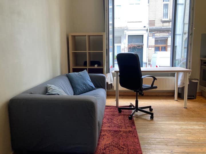 Expat/work/internship_studio (Long Term) - Belgium
