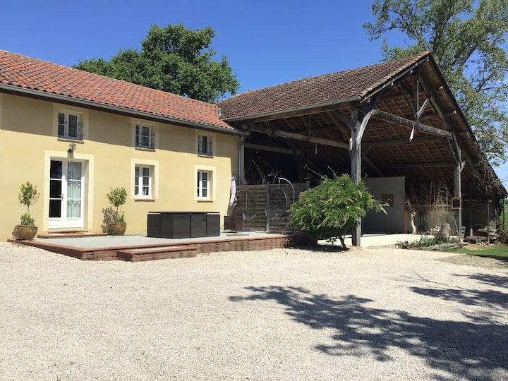 Gite Au Débent Converted Barn Light,airy,spacious - Gers