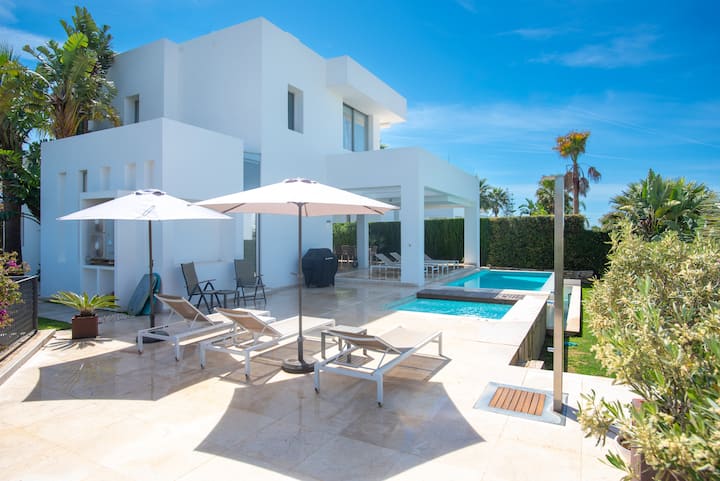 Elegant 4 Bed Villa Close To Beach/golf Marbella - Marbella