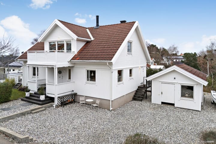 Charmigt Hus I Göteborgs Södra Skärgård På Styrsö - Gotemburgo