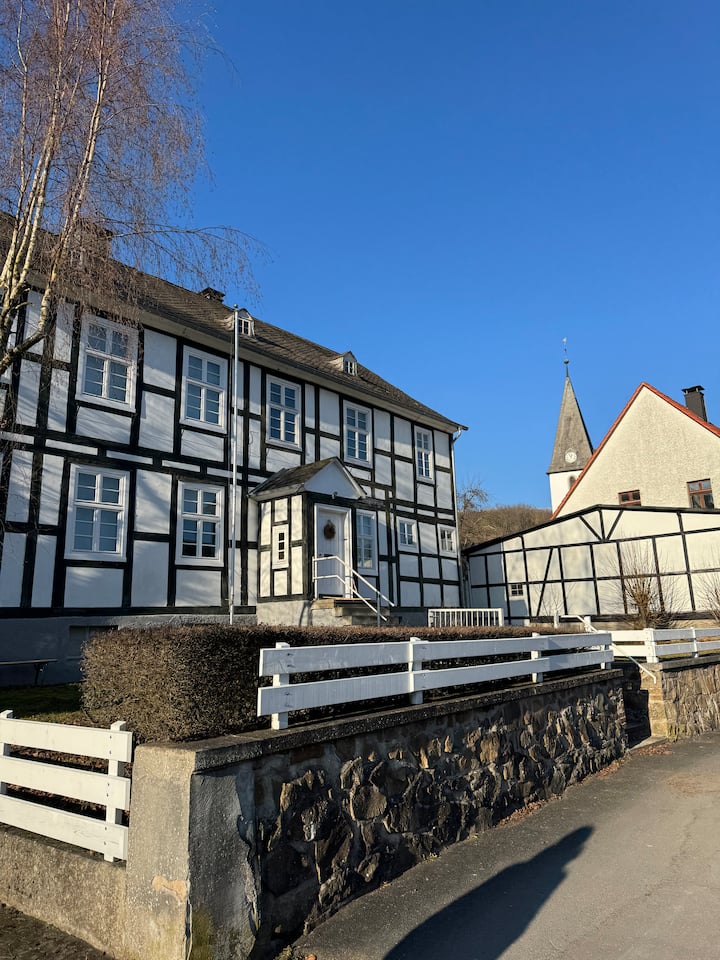 'Das Altes Pastorat' Dichtbij Willingen/diemelsee - Willingen