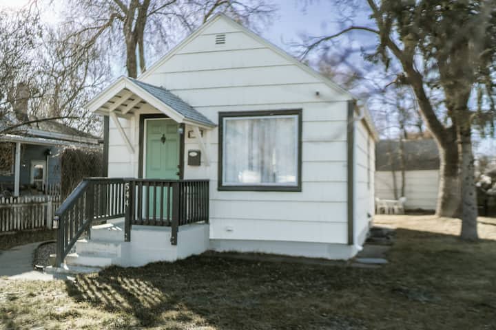 Private 1 Bed Stay - Pet Friendly Getaway - Billings, MT