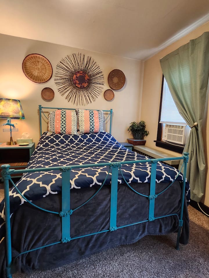 Chez Morgan's Palomino 2 Br (Greenfield) - Forest Hills, PA