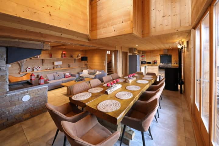 Jaccuzi, Vue, Décoration Et Prestations Soignees - Gérardmer