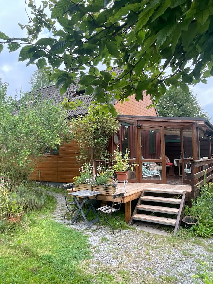 A L'orée De La Forêt - Somme-Leuze