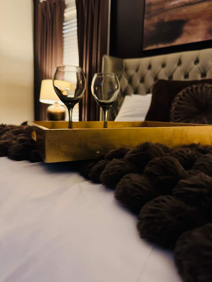 Downtown/6 Bedrooms 2 Kitchens, 3 Min From Stadium - Atlanta