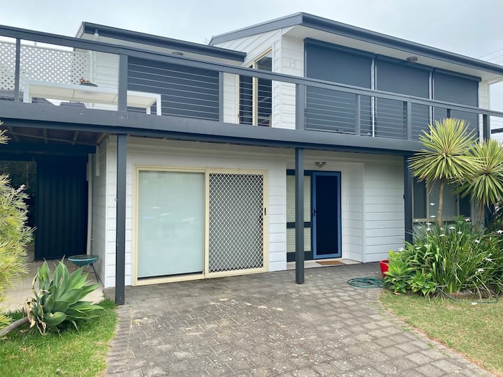 Hayborough House - 5 Bedrooms - Close To Beach - Victor Harbor
