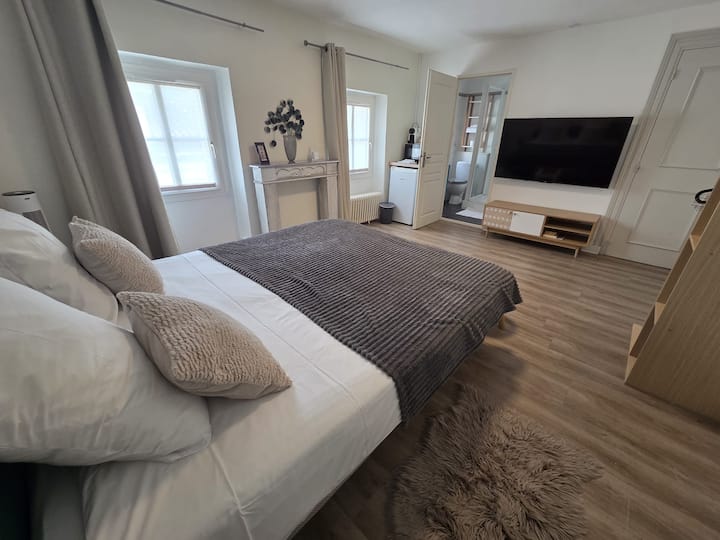 (A4)chambre Premium - Sdb Privée - Coeur De Ville - Angoulême