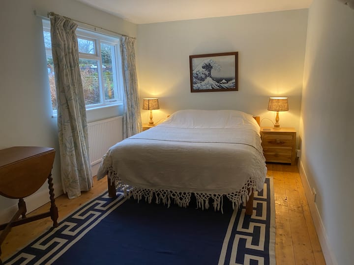 Beautiful Farmhouse Near The Preseli Hills. Room 2 - Pembrokeshire