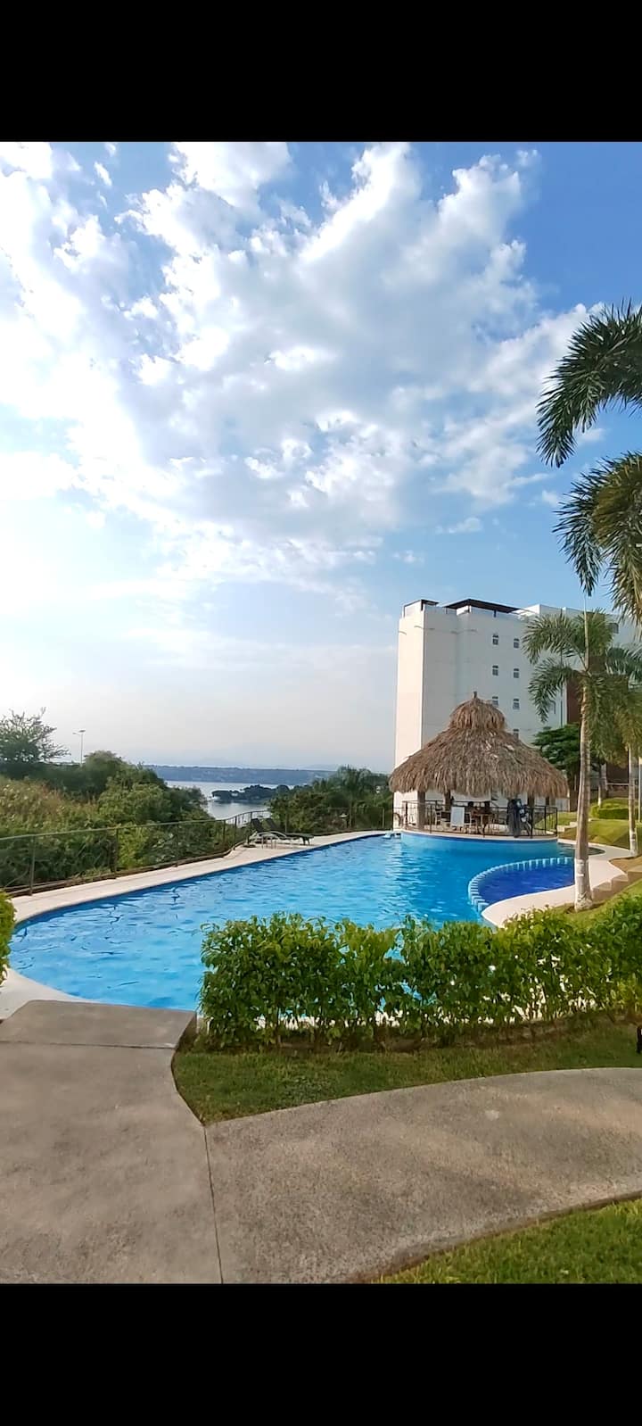 2 Guests, Departament Heated Pool & Jacuzzis - Tequesquitengo