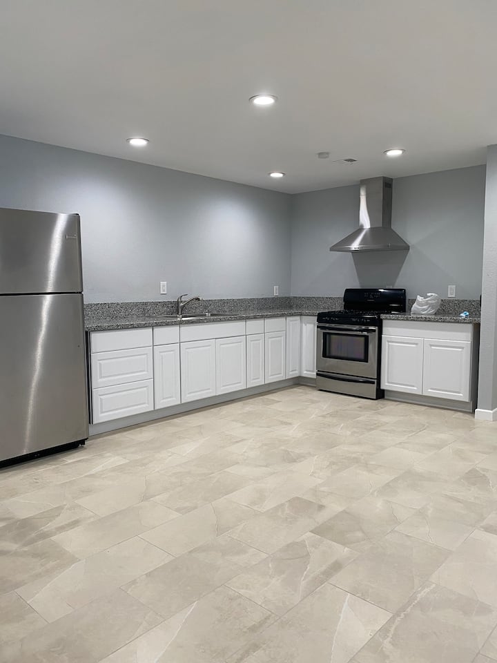 Private Single Story One Bedroom Studio - Las Vegas, NV