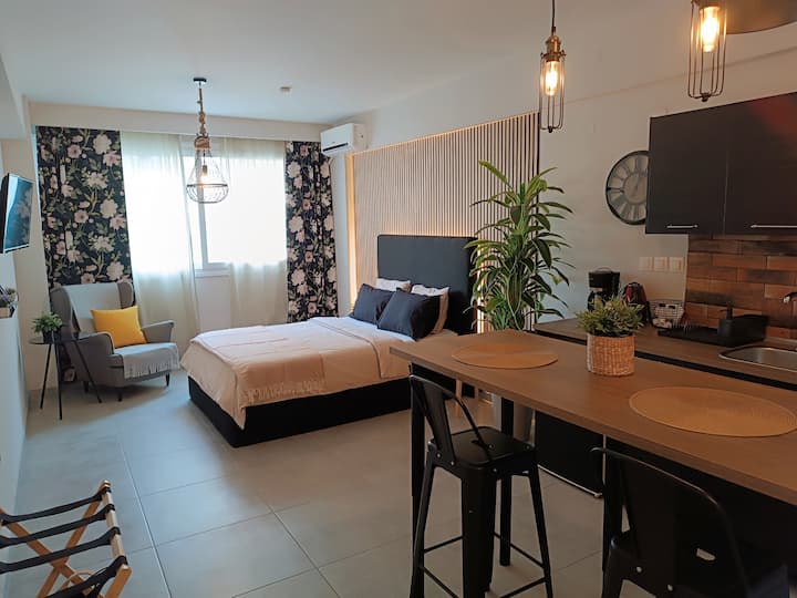 Astor’s Boutique Egnatia (C) - Thessaloniki