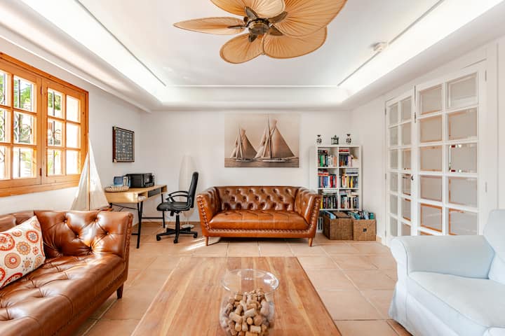 5 Bed Villa Large Pool Tennis Crt Tropical Gardens - Santa Ponça