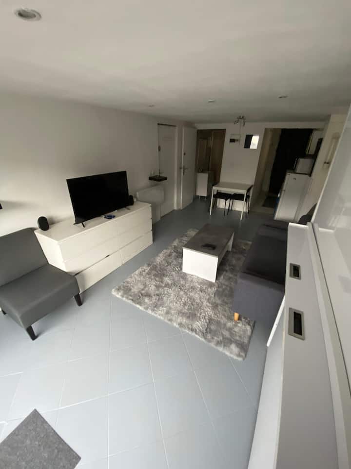 Paris, Aéroport Cdg Roissy
Option Hammam - Aulnay-sous-Bois