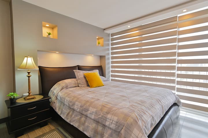 Alojamiento Moderno Y Cómodo - Sector Mariscal - Quito