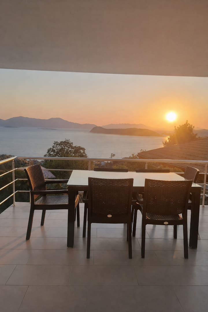 Muhtesem Deniz Manzarası Harika Gün Batımı Konforu - Selimiye