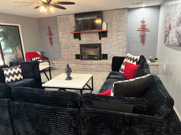 Cozy Retreat Too On Walnut St. (No Cleaning Fee) - Clayton, NM