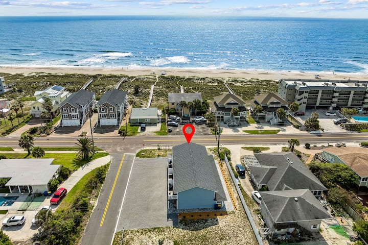 Coastal Blue #1 - Just Off Fletcher Ave! - Fernandina Beach, FL