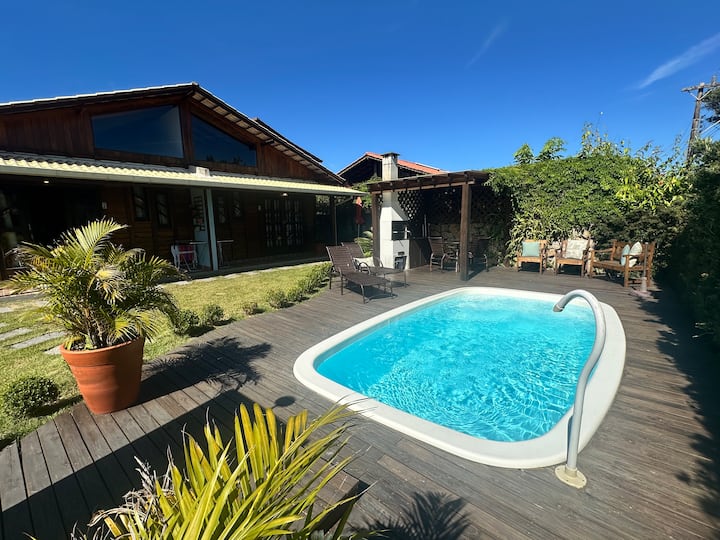 Aconchegante Chalé 1 C/piscina, Praia Da Joaquina. - Florianópolis