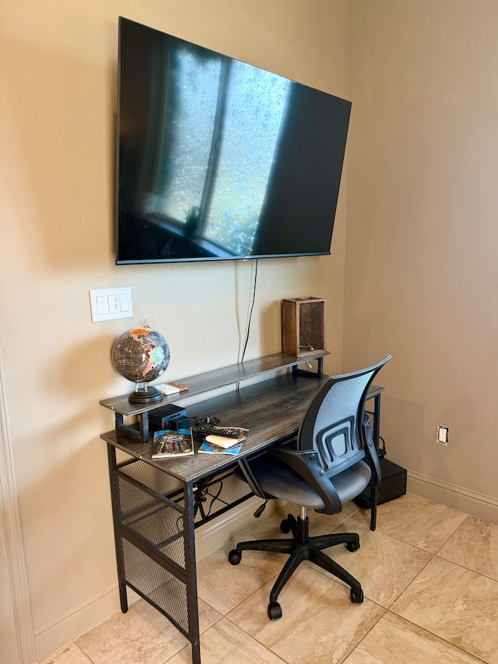 Suite #1 Full Private Apartment -Newly Renovated - Fresno, CA