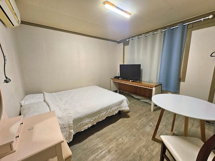 임당동 Ibe 투룸 영남대 지하철역 도보15분거리. 임당역 도보15분거리.위생소독철저 - 진량읍