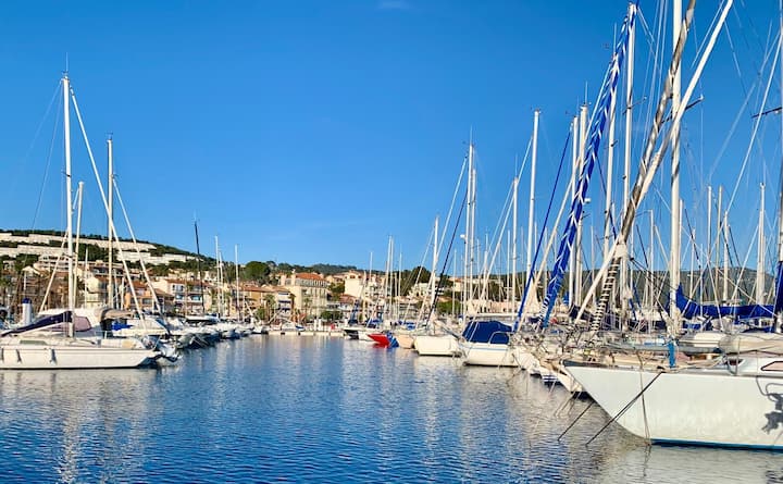 Exceptionnel, Centre, Vue Mer, Climatisé, Garage - Saint-Cyr-sur-Mer