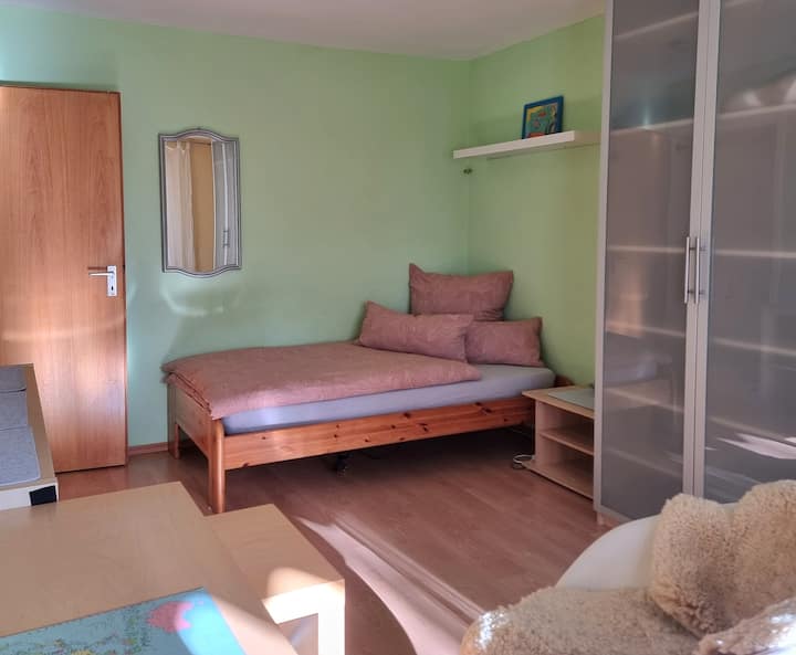 Stuttgart Hohenheim, Airport, Messe, Plieningen - Stuttgart