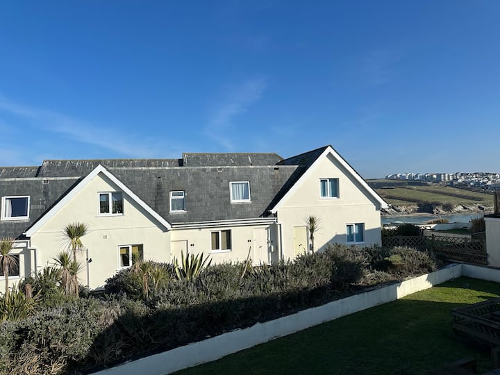 Beach House Retreat On Private Resort - Newquay