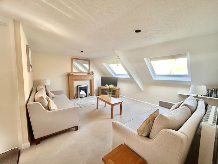 Fishermans Loft  With Harbour Views - Tenby