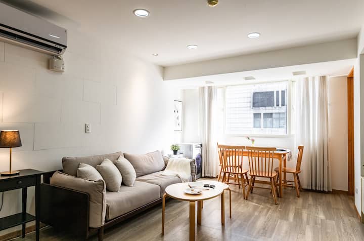 1 Min To Mrt City Hall｜near 101 W/ Elevator｜zx17 - Taipei