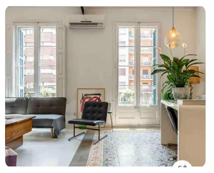 Modern 2bed Apartment Close To Arco De Triunfo - La Barceloneta