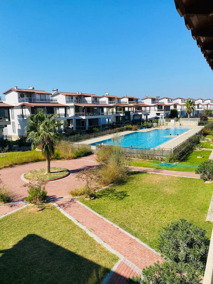 Roza Villas Güzelçamlı Kuşadasında Havuzlu Triplex - Güzelçamlı