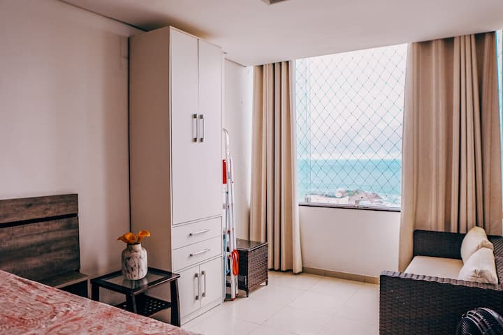 Flat Vista Mar Pitangueiras, Excelente Localização - Guarujá