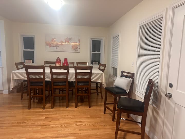 Constellation Room - Lexington, MA