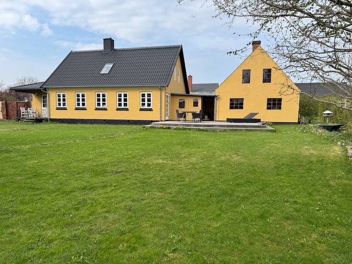 Skønt Hus På Sydbornholm - Bornholm