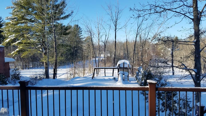 Priv Beach Lakeside Bliss: Family Fun Firepit Wifi - Gloversville, NY