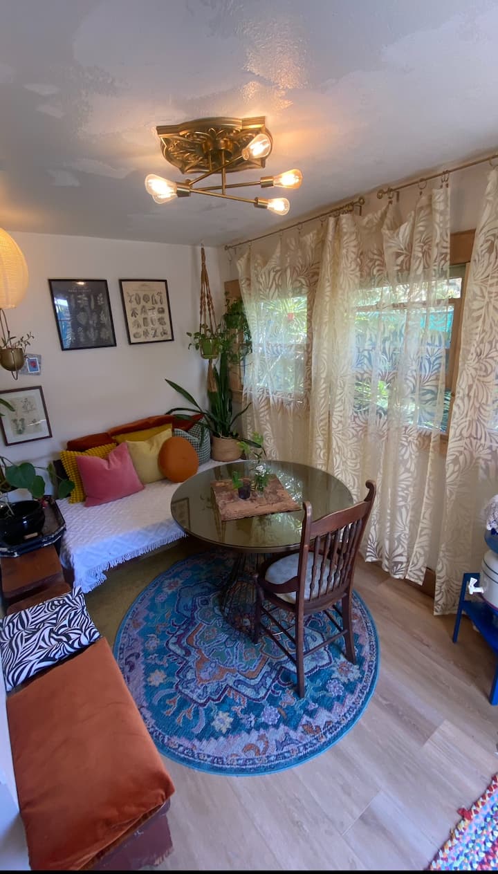 Charming 1923 Historical 2br/1ba Great Location! - National City, CA