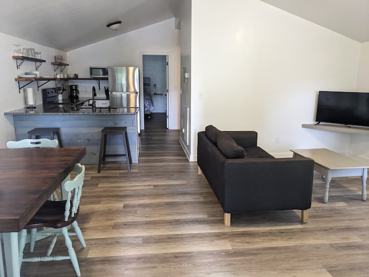 Adorable Small, Clean Home - Summerville, SC