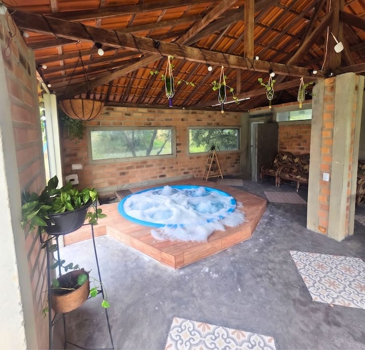 Sítio A 1h De Bh: Banheira + Piscina E Muito Verde - Esmeraldas