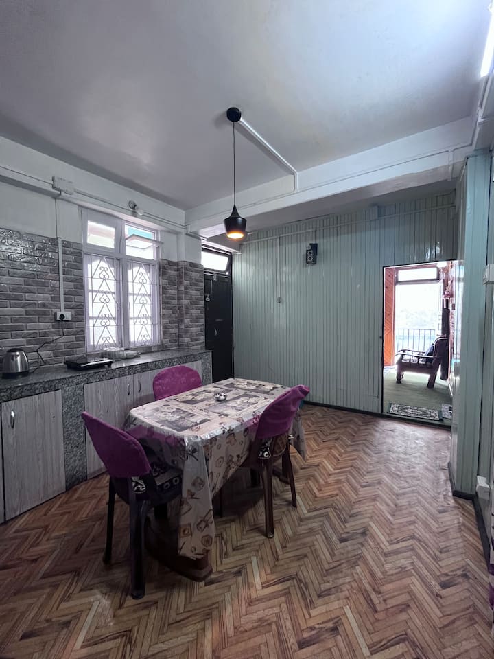 Alstroemeria Homestay - Darjeeling