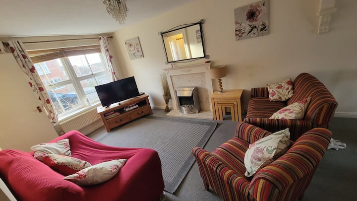 Contractor/worker Friendly Fast Wi-fi Free Parking - Swindon